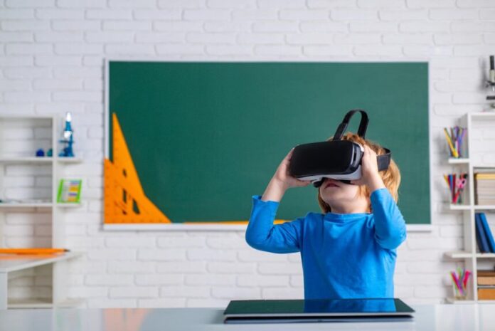 AR/VR in Education: Enhancing Learning Experiences and Immersive ...