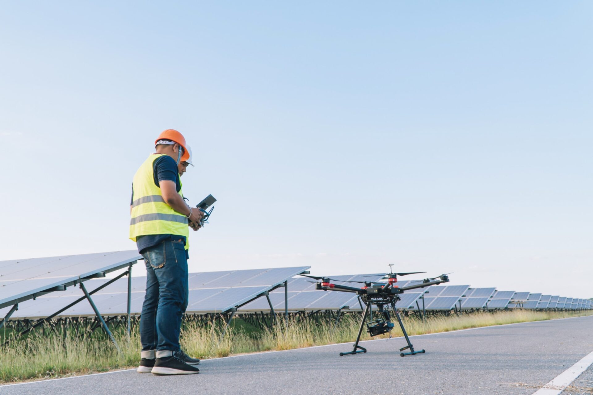 Solar-powered Drones: Prolonging Flight Time and Expanding Applications ...